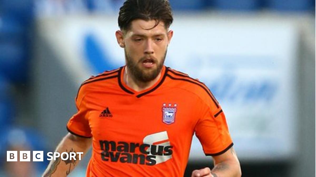 Anthony Wordsworth: Crawley sign Ipswich midfielder on loan - BBC Sport