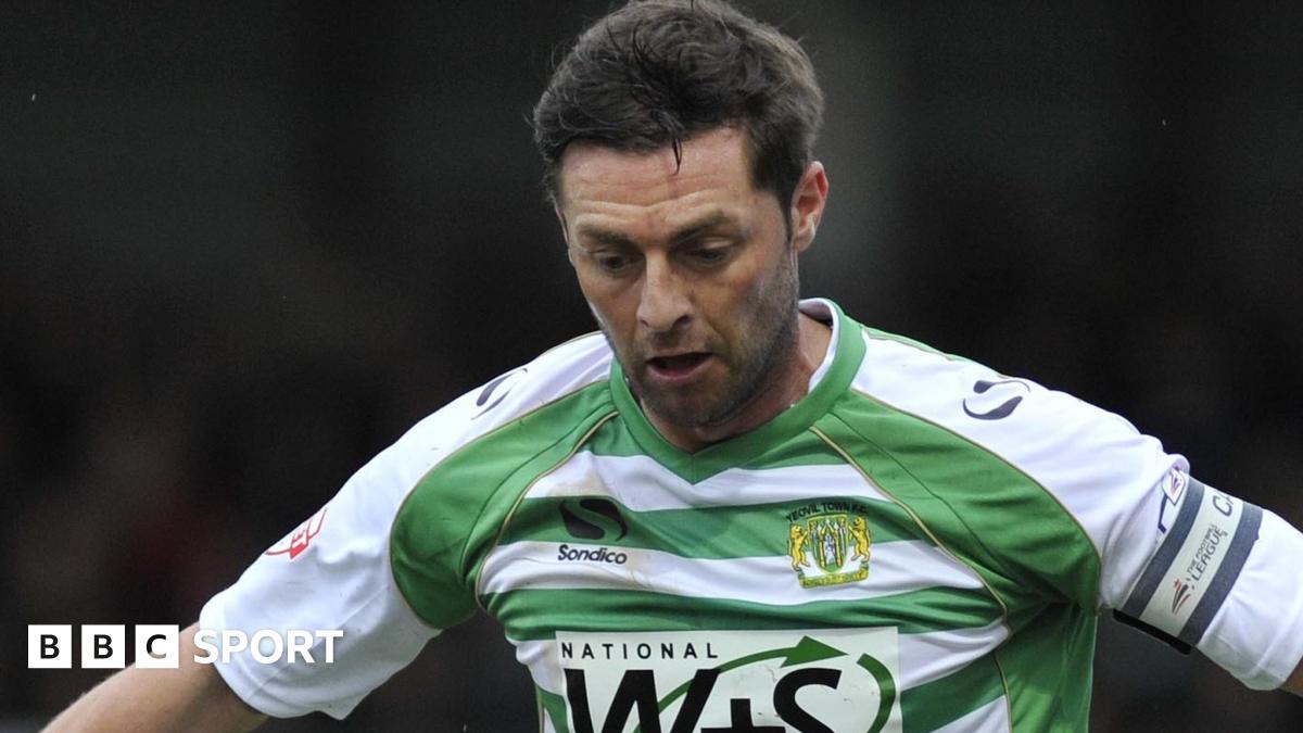 Jamie McAllister: Exeter City sign former Scotland defender - BBC Sport