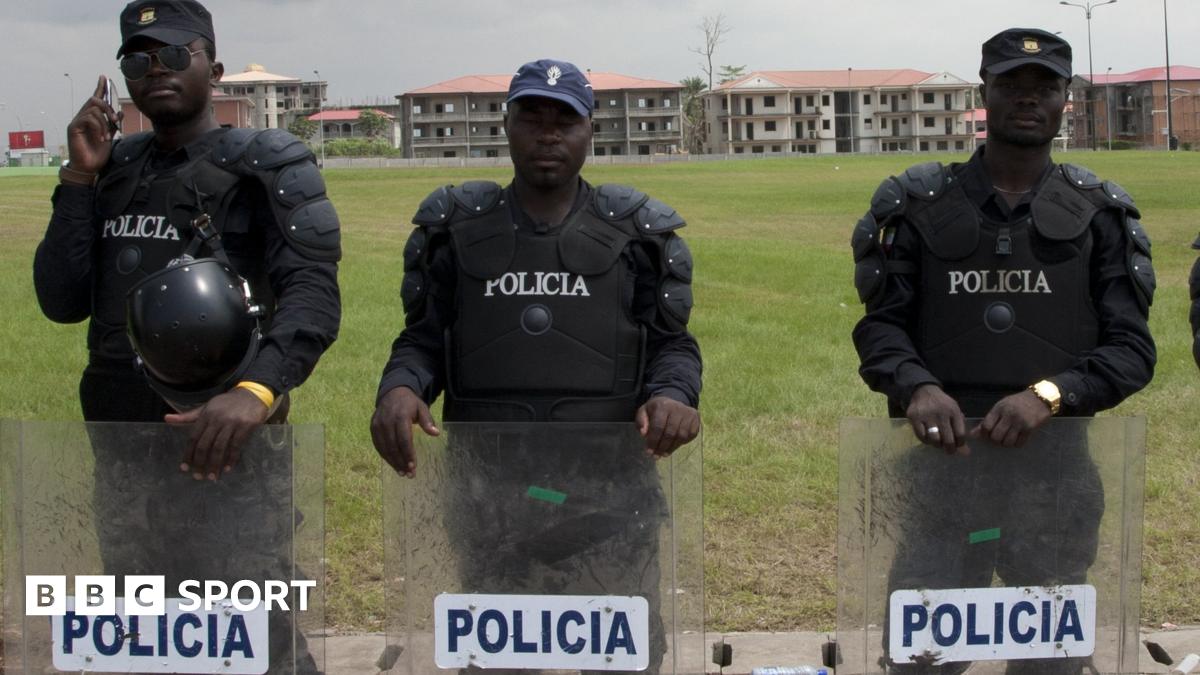 Afcon 2015: Fans clash with police before Equatorial Guinea match - BBC ...