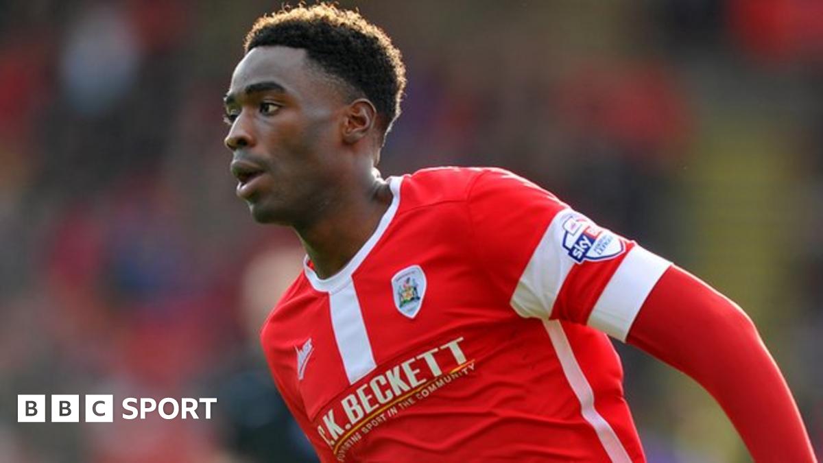 Manchester City's Devante Cole joins MK Dons on loan - BBC Sport