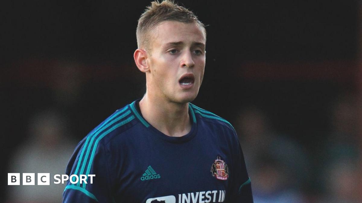 Motherwell add Louis Laing loan after Anthony Straker signs - BBC Sport