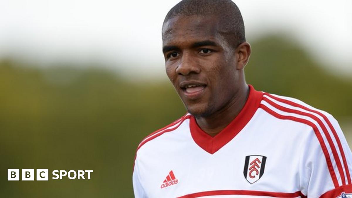 Yeovil keep Stephen Arthurworrey and sign Fergus Bell - BBC Sport