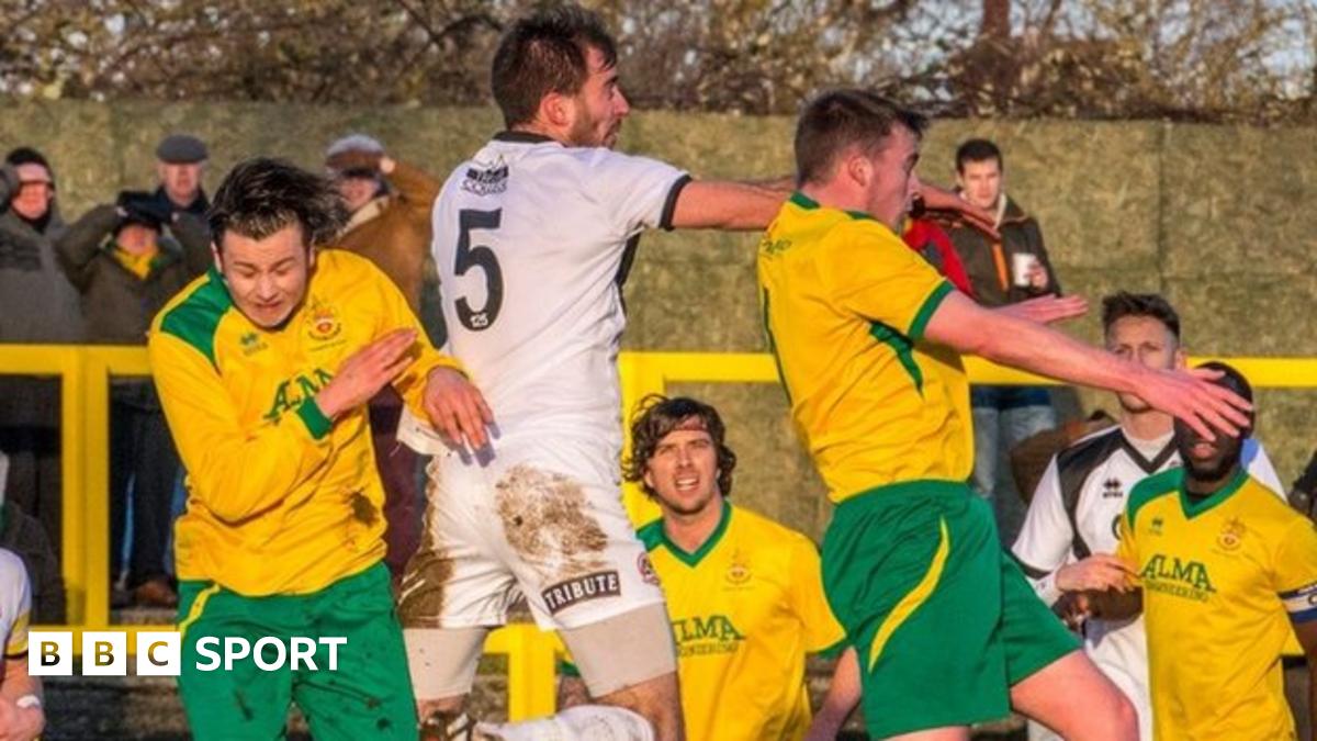 Truro City: Formation changed our season, says boss Steve Tully - BBC Sport