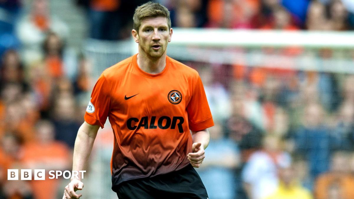 Mark Wilson: Dumbarton sign former Celtic & Dundee Utd player - BBC Sport