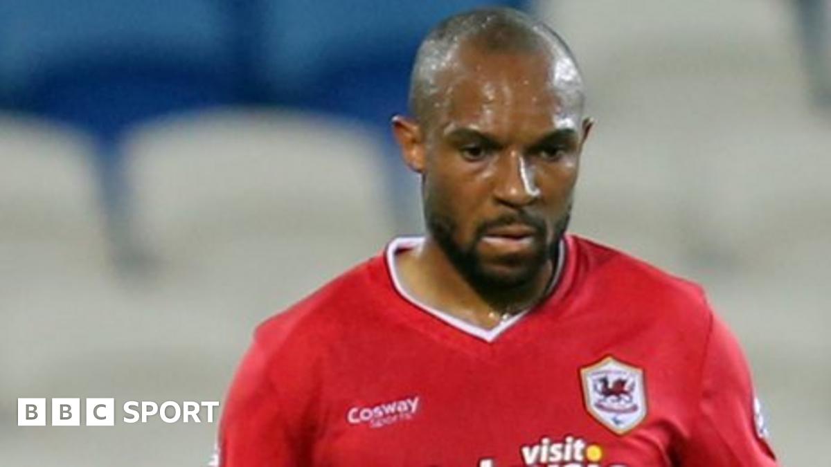Cardiff City player-coach Danny Gabbidon plays for Chicago Fire - BBC Sport