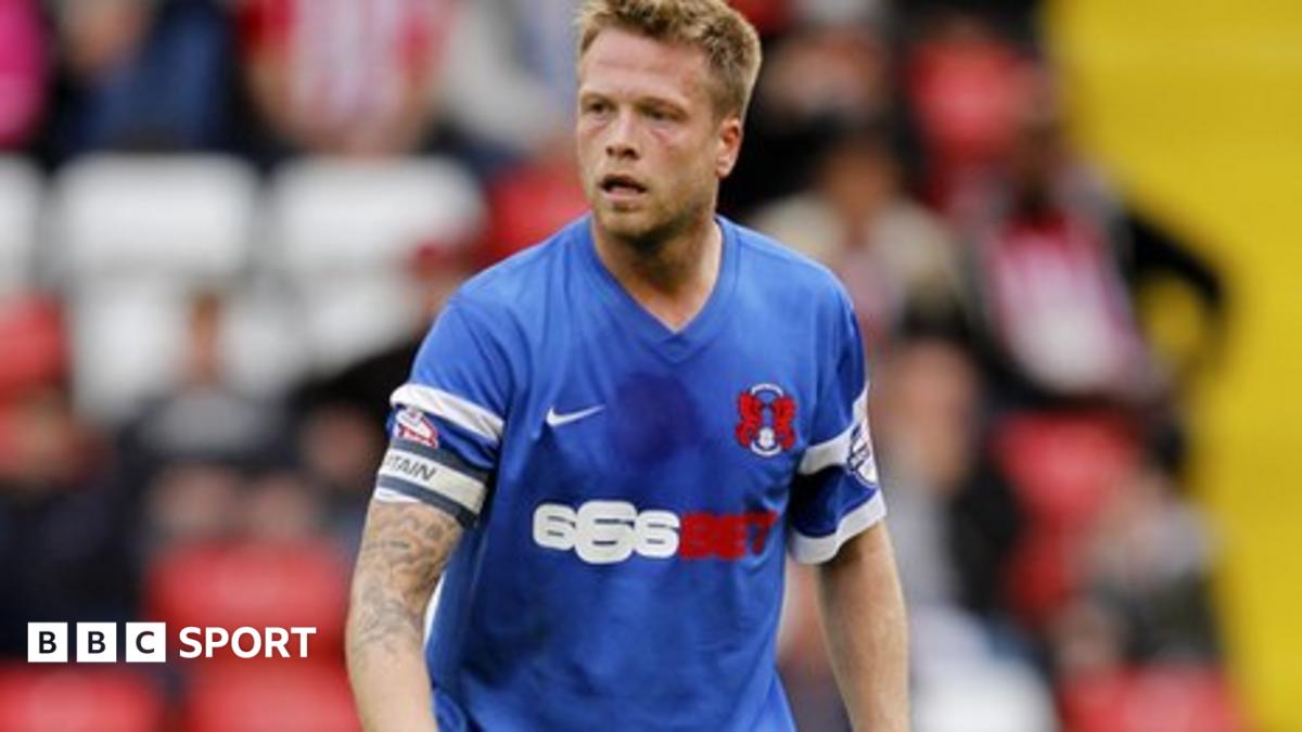 Nathan Clarke: Leyton Orient must forget MK Dons defeat - BBC Sport