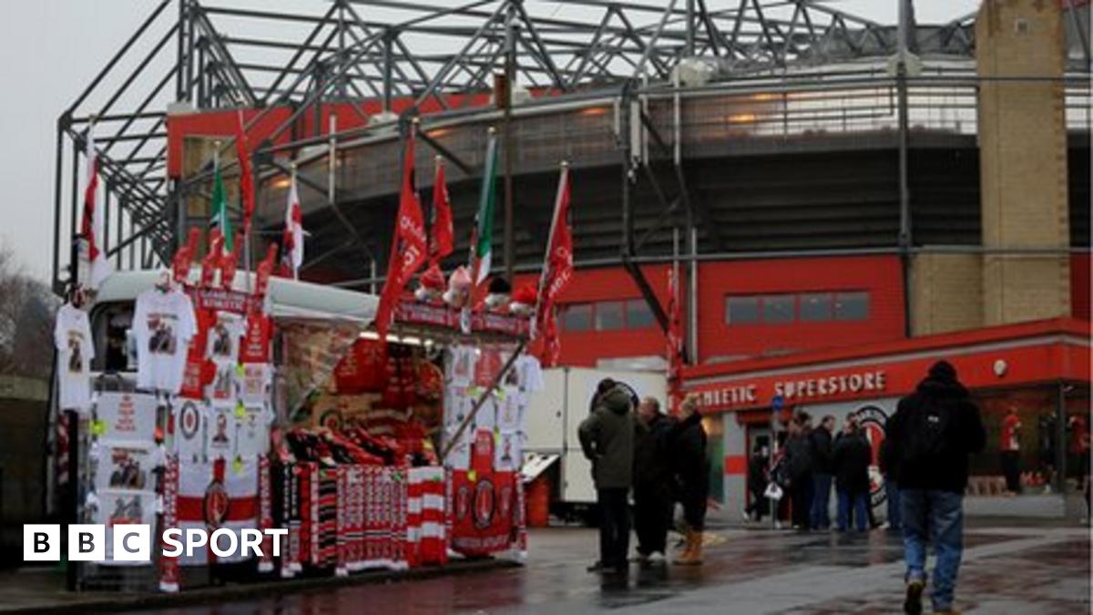 Charlton Athletic fans question Roland Duchatelet strategy - BBC Sport