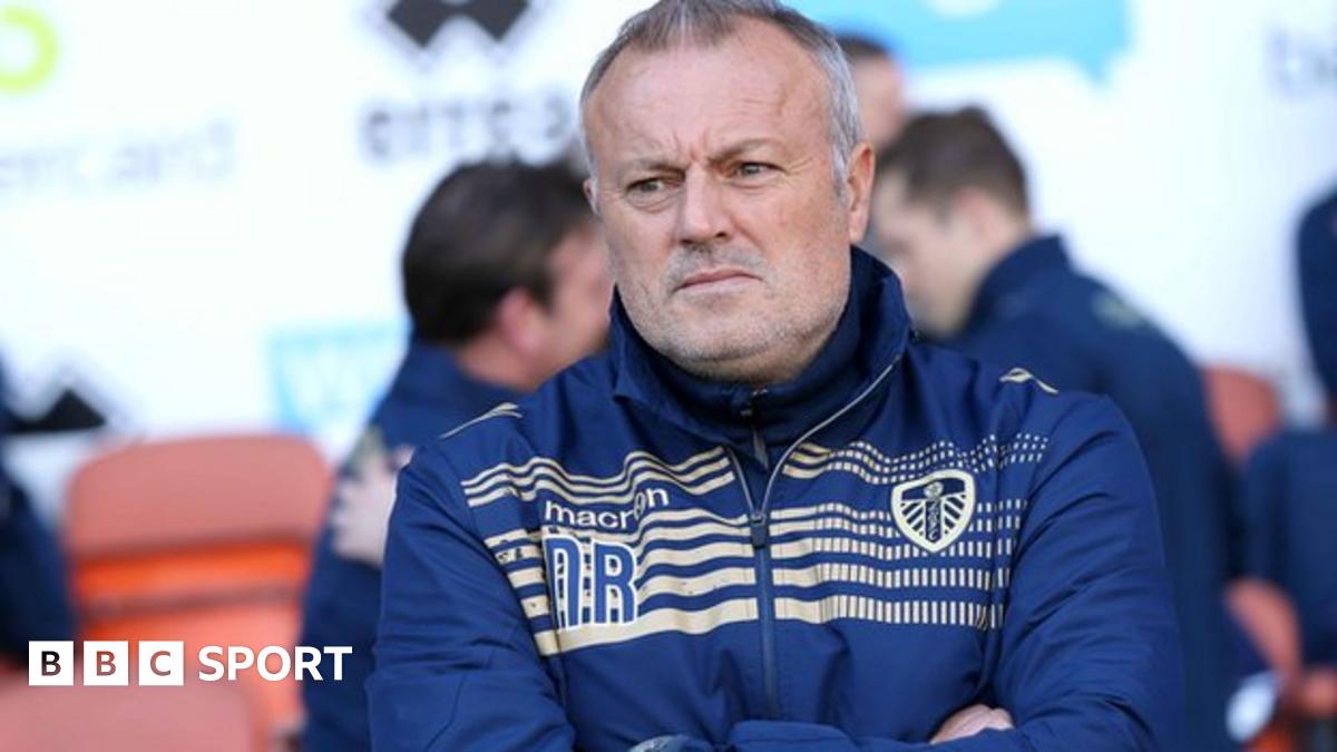 Neil Redfearn: Leeds United head coach considering position - BBC Sport