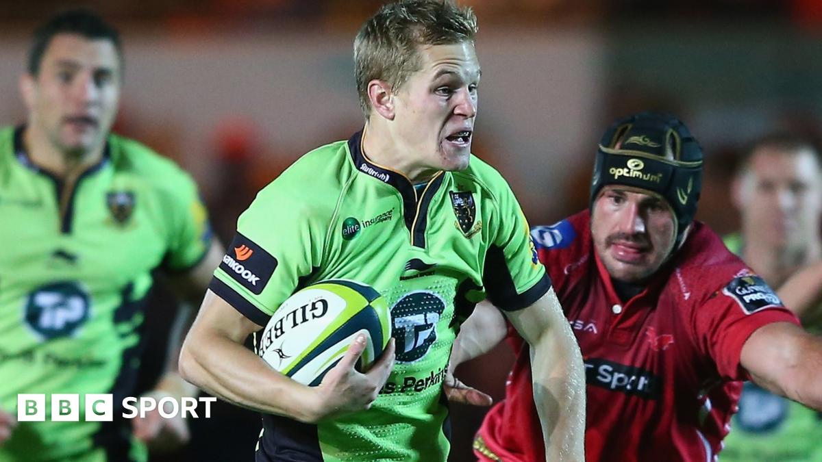 Will Hooley: Exeter Chiefs sign Northampton Saints fly-half - BBC Sport