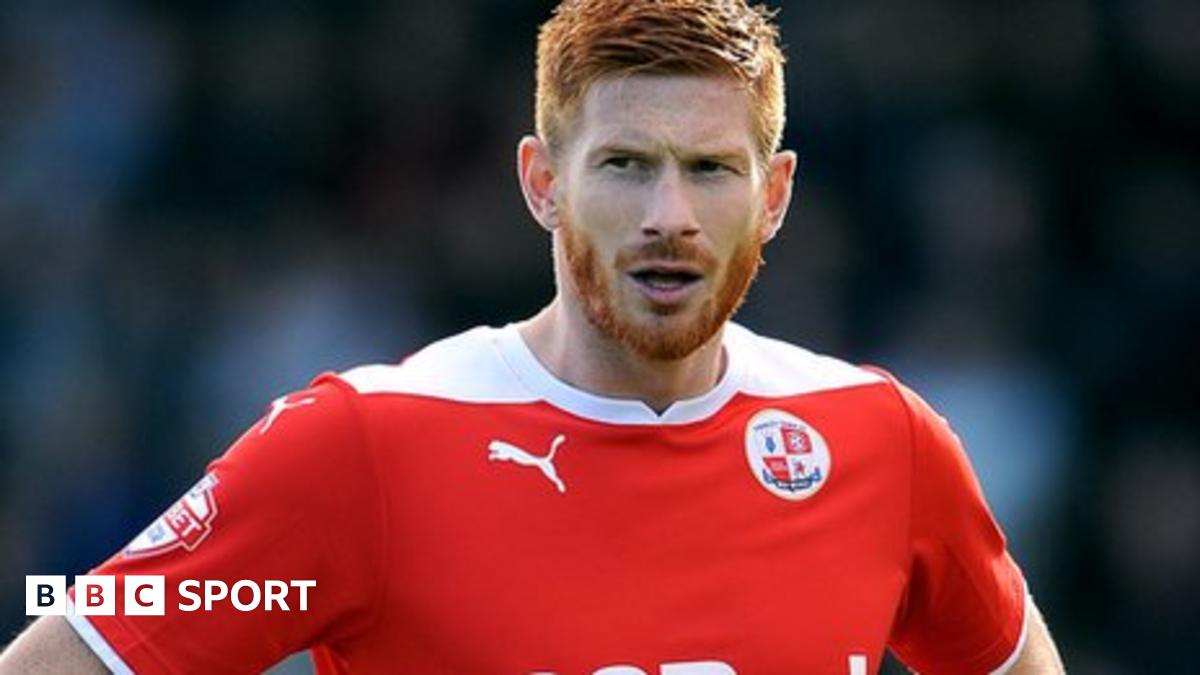 Matt Harrold: Crawley recall striker from Cambridge loan spell - BBC Sport