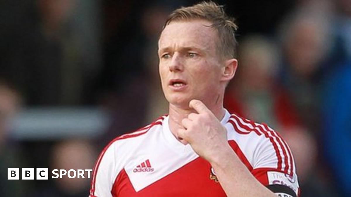 Dean Keates and Lee Jones 'possible' as new Wrexham boss - BBC Sport