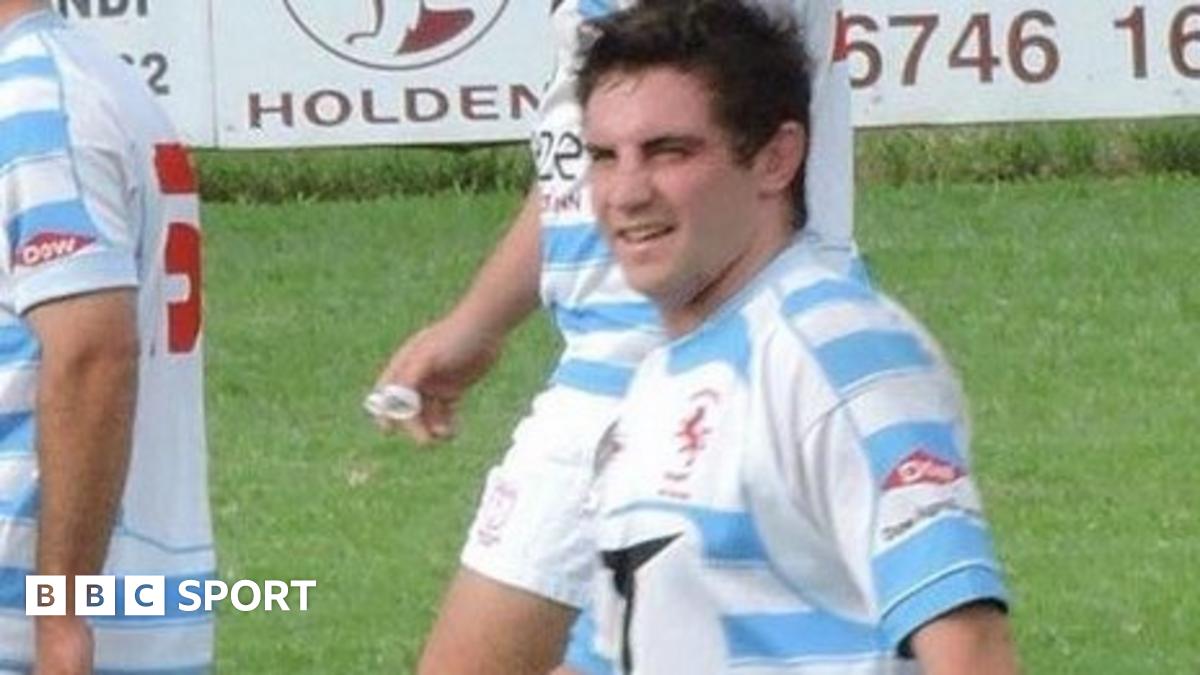 Nick Tooth, 25, dies making tackle in Australian club match - BBC Sport