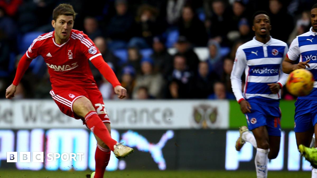 Gary Gardner: Aston Villa midfielder joins Forest on loan - BBC Sport