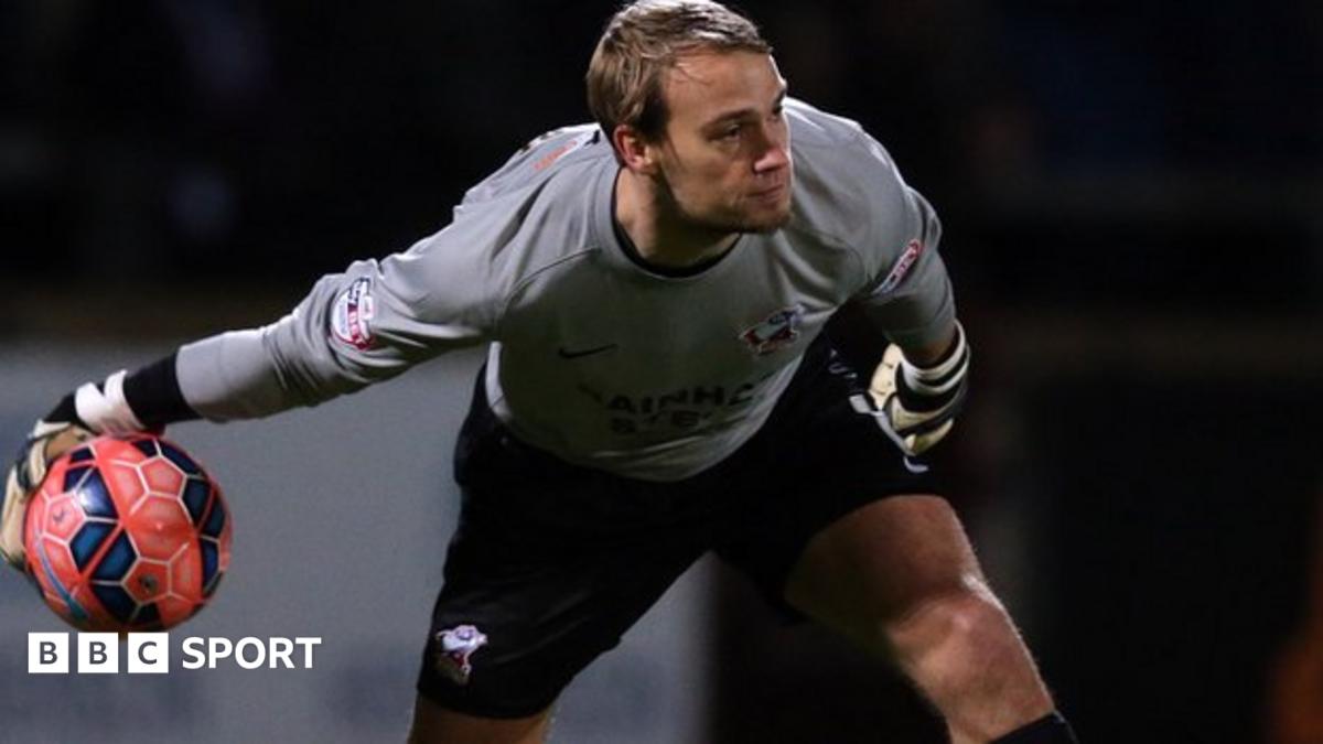 Sam Slocombe: Scunthorpe United release goalkeeper - BBC Sport