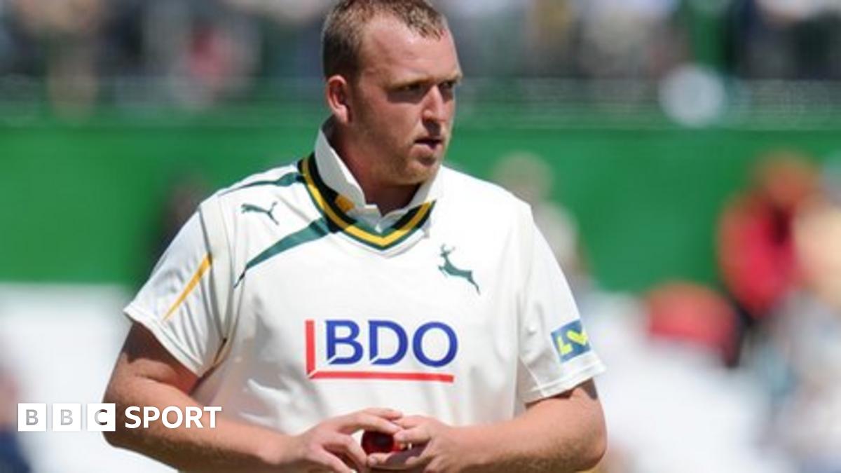 Luke Fletcher: Surrey sign Nottinghamshire bowler on loan - BBC Sport