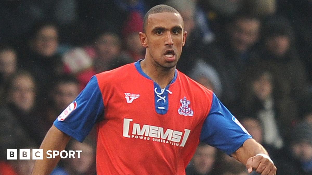 Leon Legge: Gillingham defender joins Cambridge United - BBC Sport
