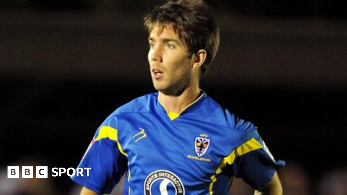 Ricky Wellard: Welling sign ex-AFC Wimbledon midfielder - BBC Sport