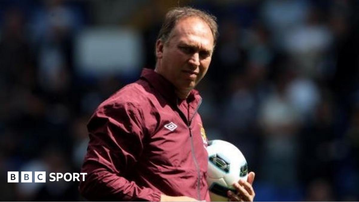 David Platt named boss of Indian Super League side FC Pune City - BBC Sport
