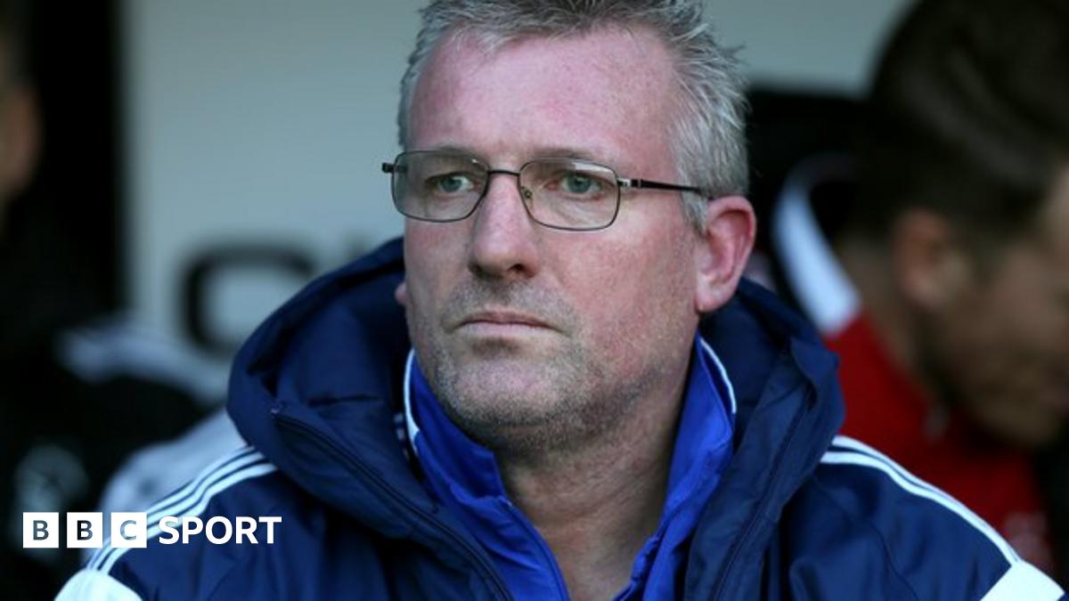 Kidderminster Harriers: Tim Flowers rejoins backroom staff - BBC Sport