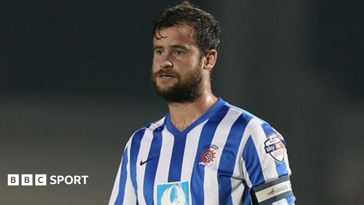 Matthew Bates: Hartlepool defender signs new contract - BBC Sport