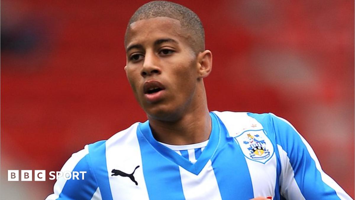Jake Carroll: Hartlepool United sign ex-Huddersfield defender - BBC Sport