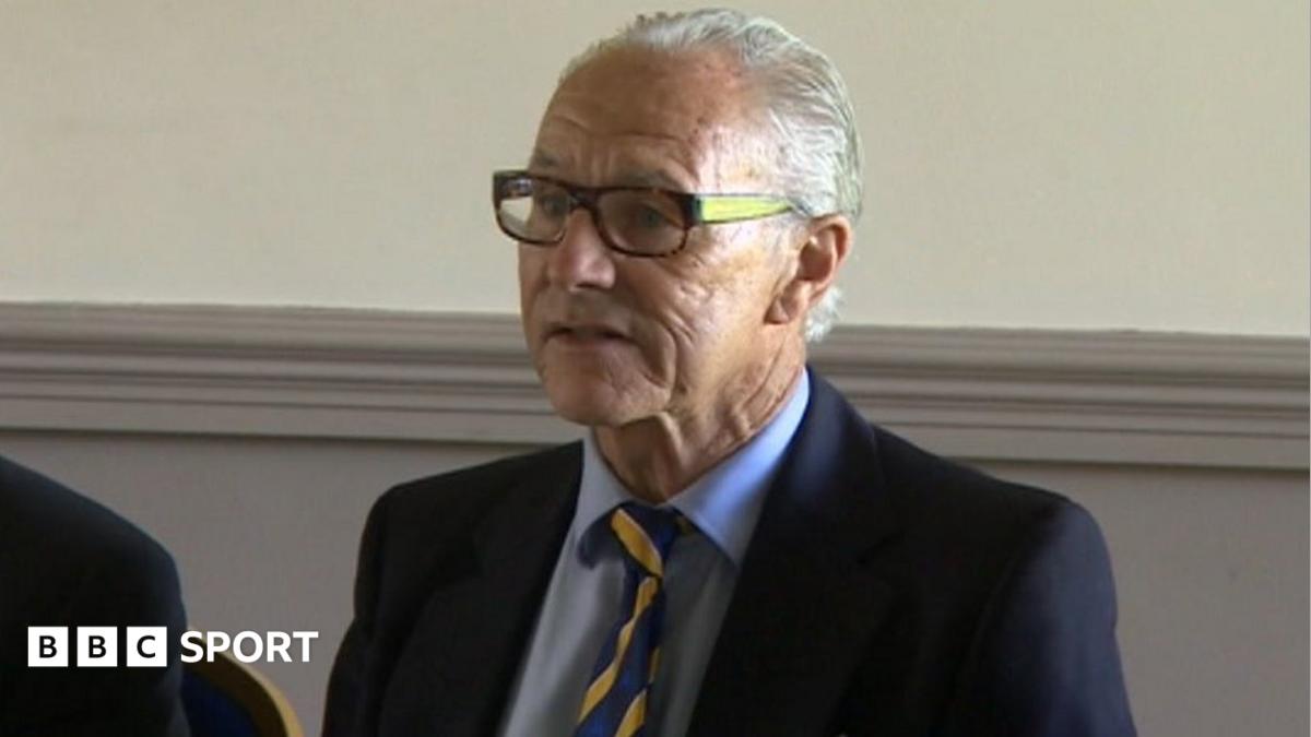 Torquay United: David Phillips named as club's new chairman - BBC Sport