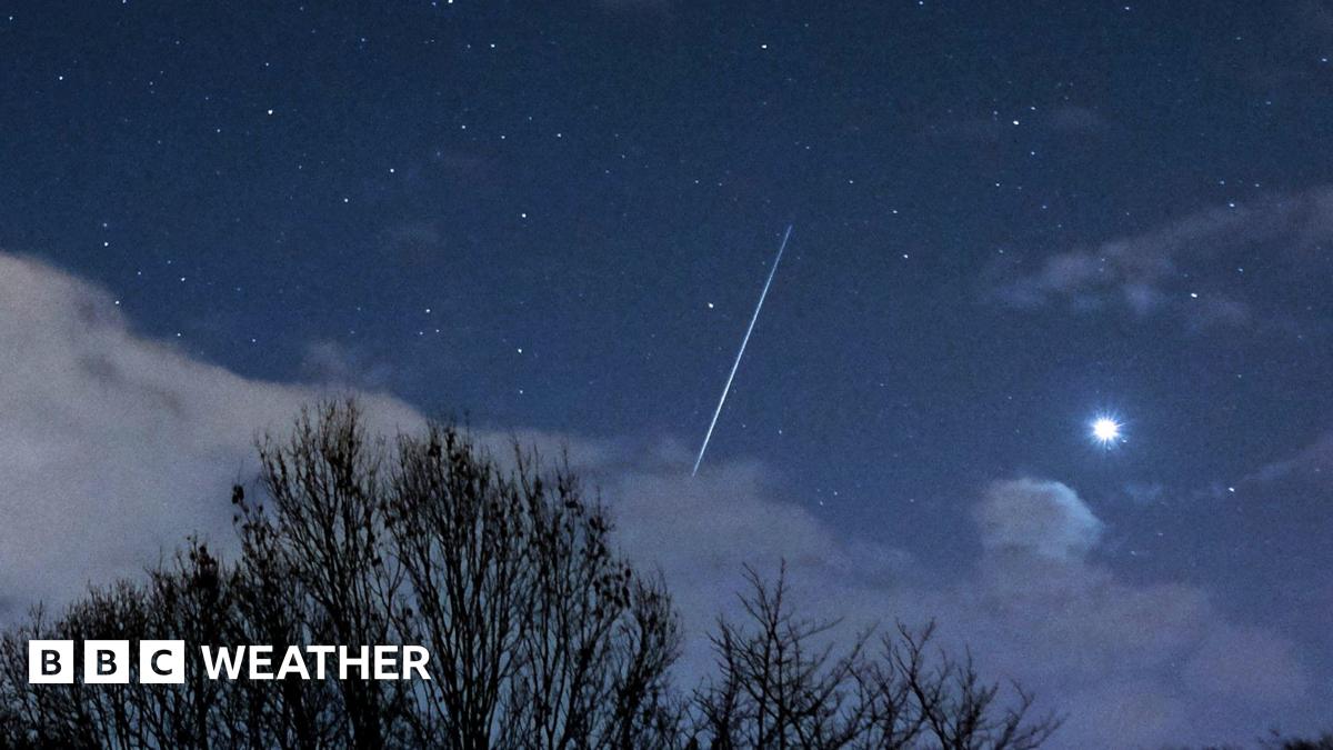 How to see the Geminid meteor shower as it reaches its peak - BBC Weather