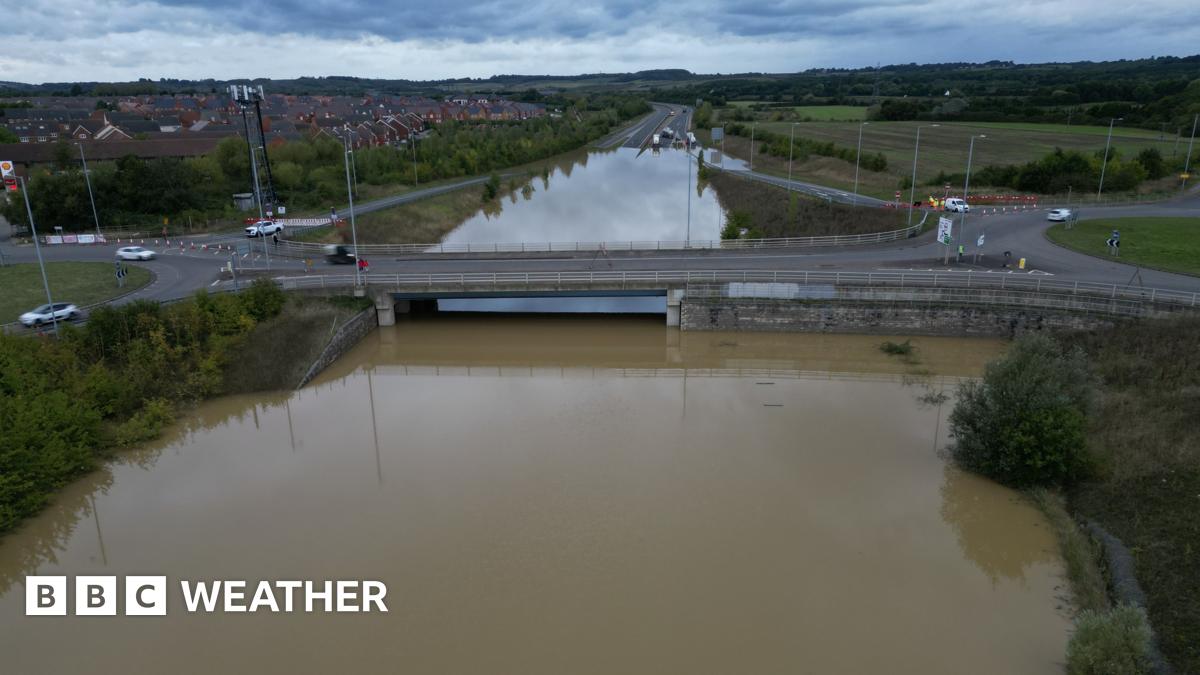 UK weather: More rainfall warnings issued as flooding to continue - BBC ...