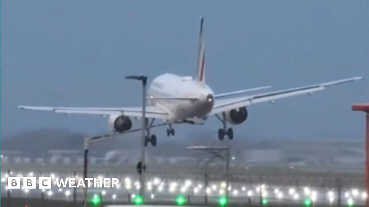 Flying in bad weather: Is it safe - BBC Weather