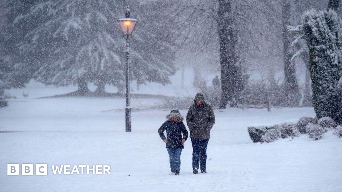 First snow of season for some as Arctic air to sweep in across UK - BBC ...