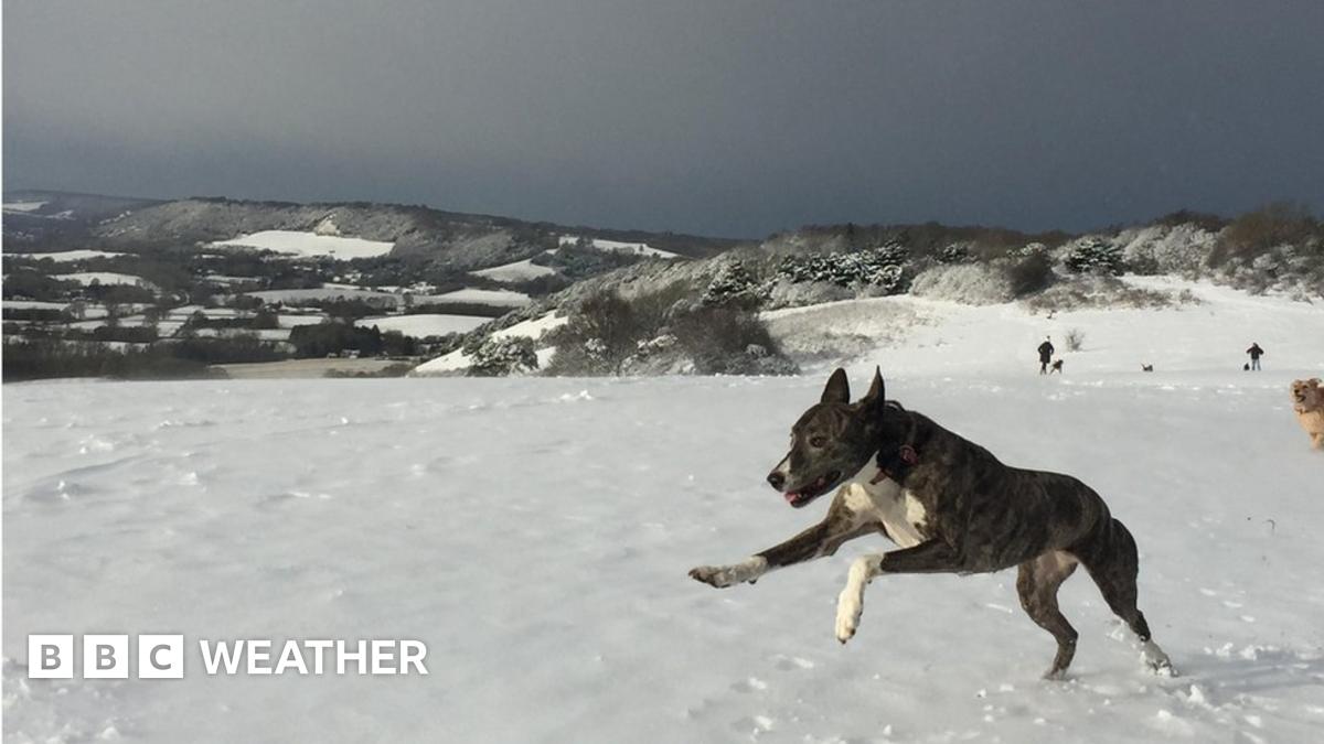 Let it snow...a little bit! - BBC Weather
