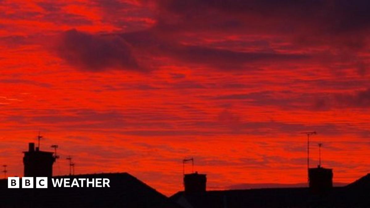 Gallery: Red sky at night - BBC Weather