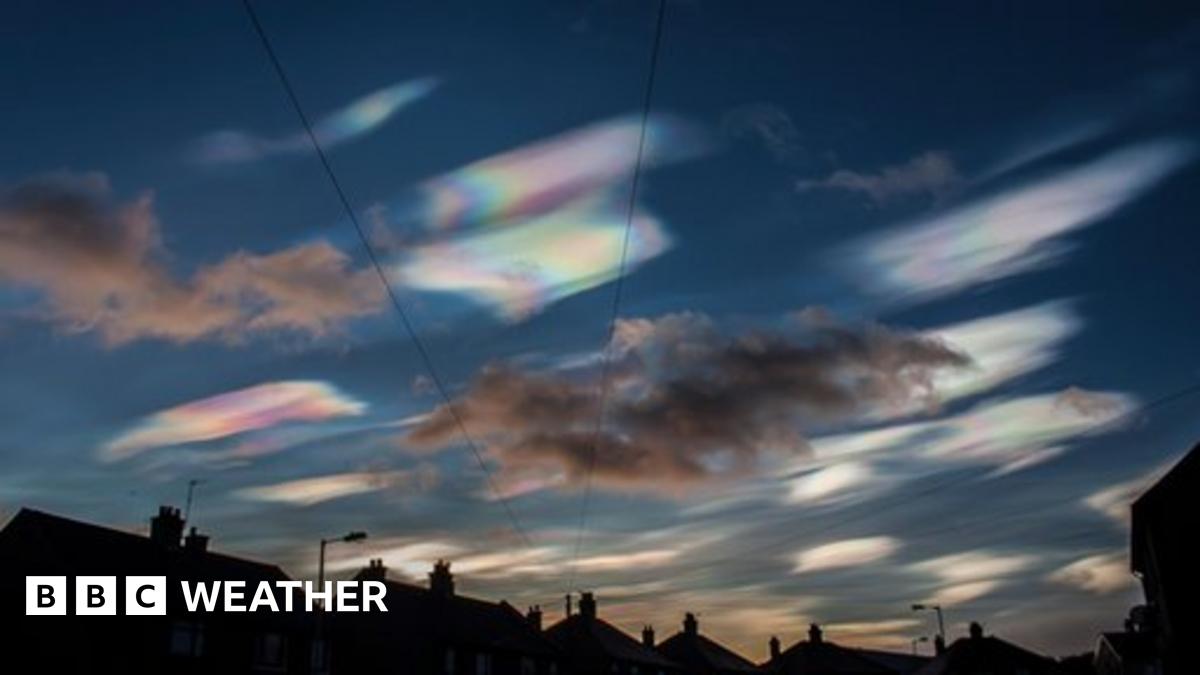 nacreous clouds uk