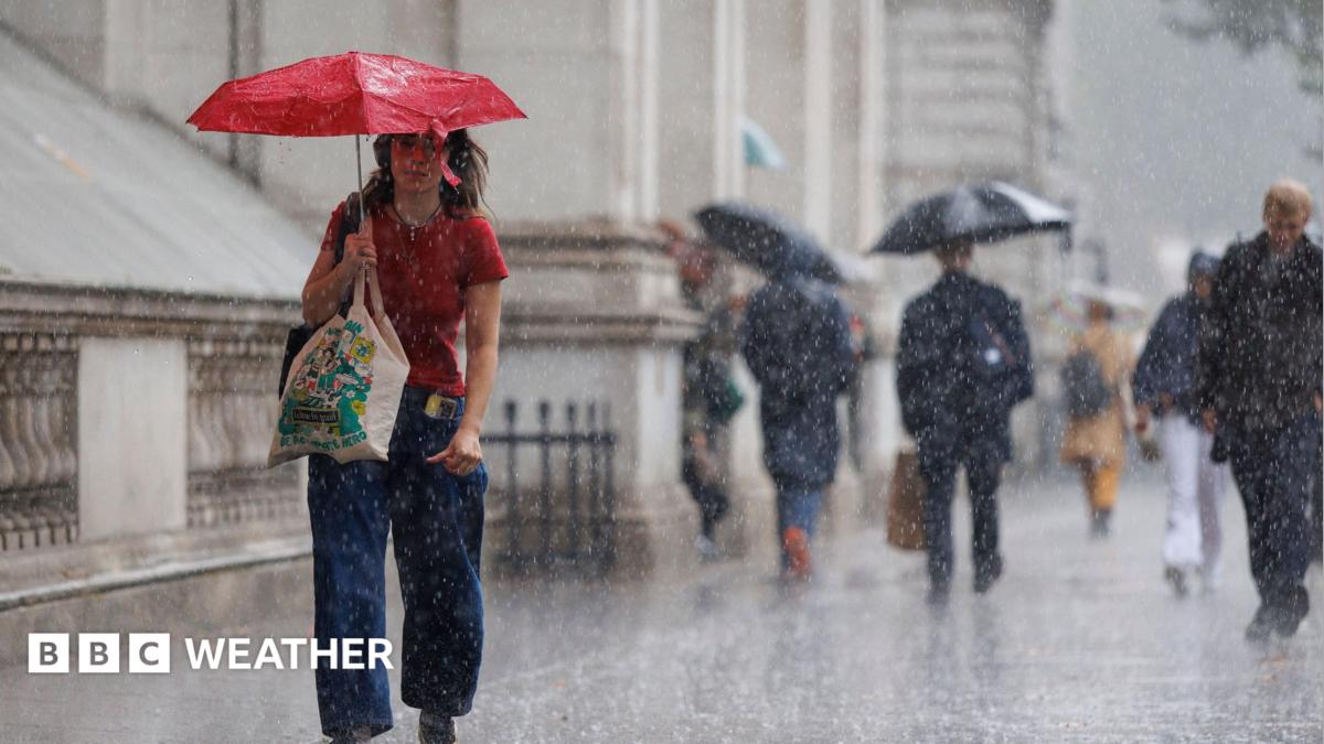 Heavy rain and wind forecast as unsettled weather returns to UK - BBC ...