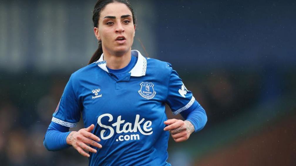 Italy striker Martina Piemonte leaves Everton to join Lazio - BBC Sport