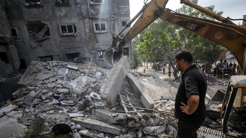 BBC correspondents answer your questions on week three of Israel-Gaza war - BBC News