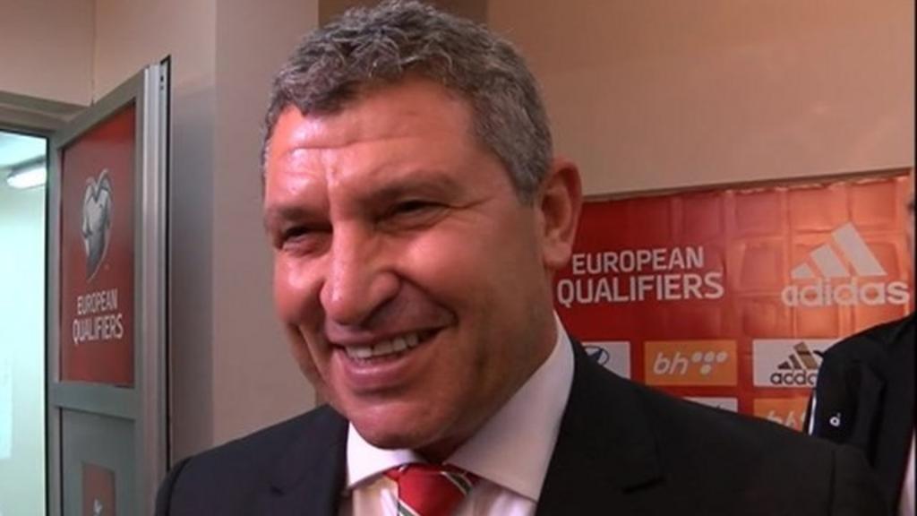 Cymru yn Euro 2016: Ymateb Osian Roberts - BBC Cymru Fyw