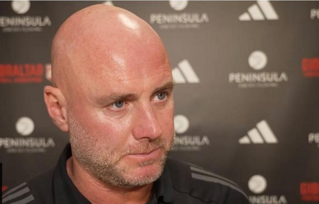 Robert Page: Wales fans ‘entitled to their opinions’ says manager - BBC ...