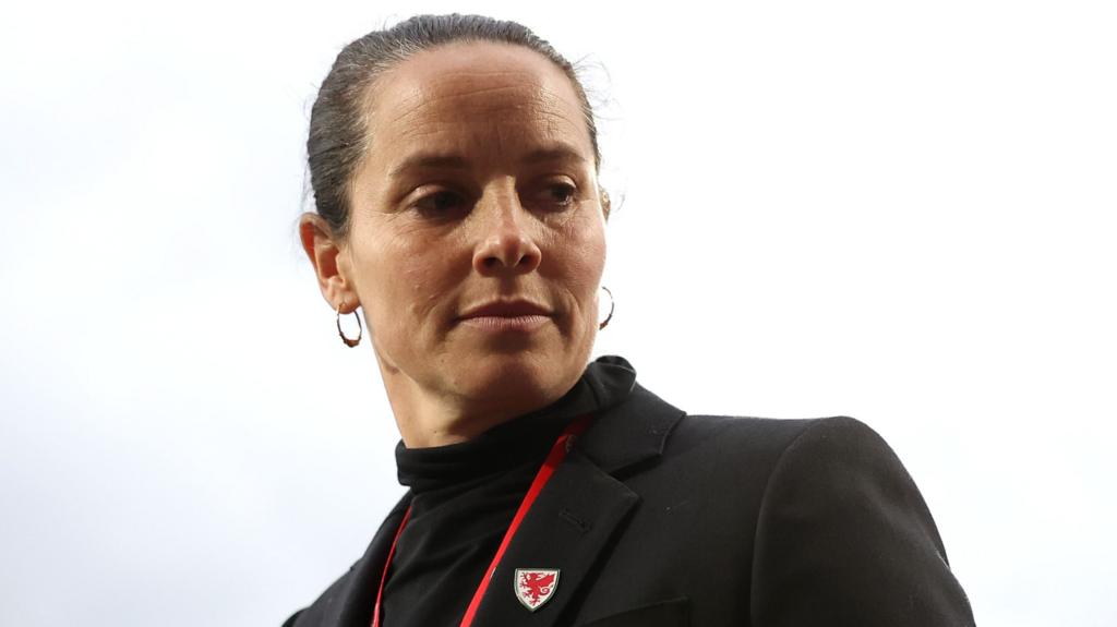 Wales boss baffled that 'not everyone' knows who Jess Fishlock is - BBC ...