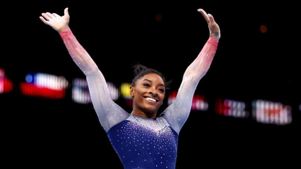 Simone Biles: How has she won so many medals so far? - BBC Newsround