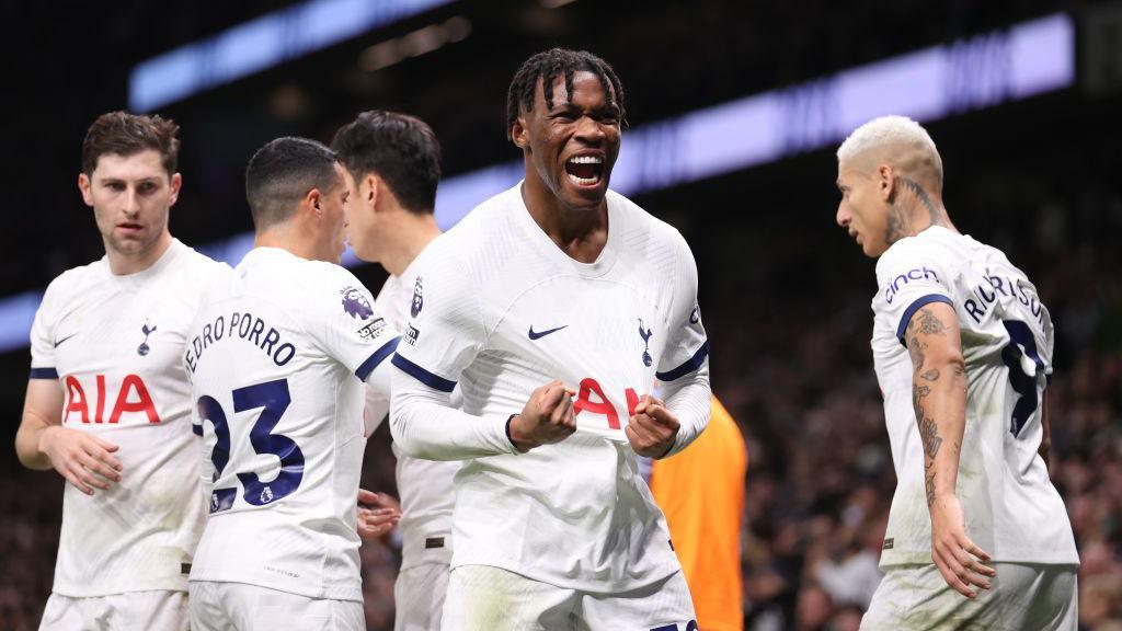 Tottenham: Spurs full-backs Porro and Udogie praised on Match of the ...