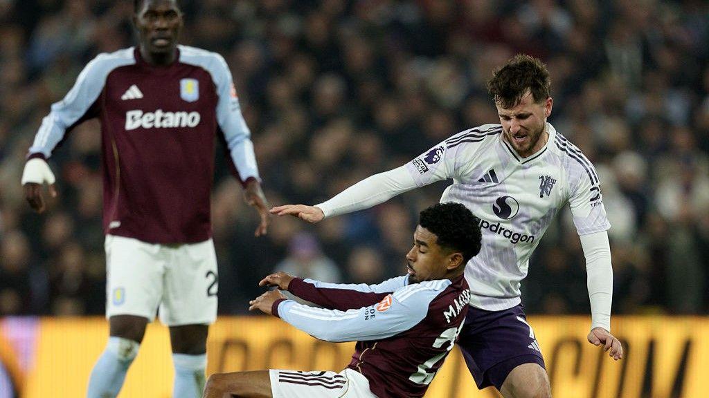 Aston Villa vs Man Utd LIVE: Premier League score, team news, radio ...