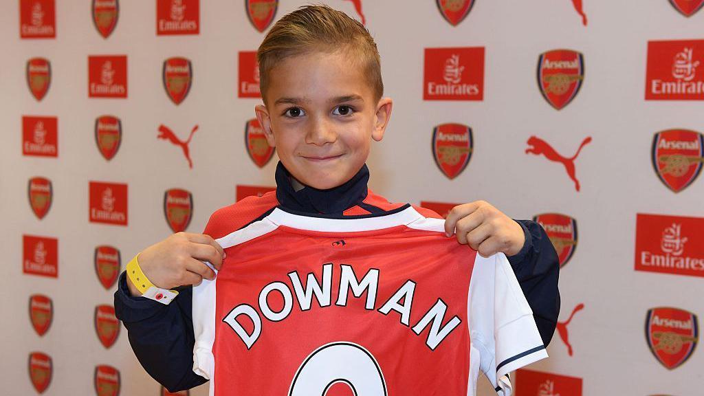 Arsenal news: Pat Nevin analysis on qualities that make Dowman special ...