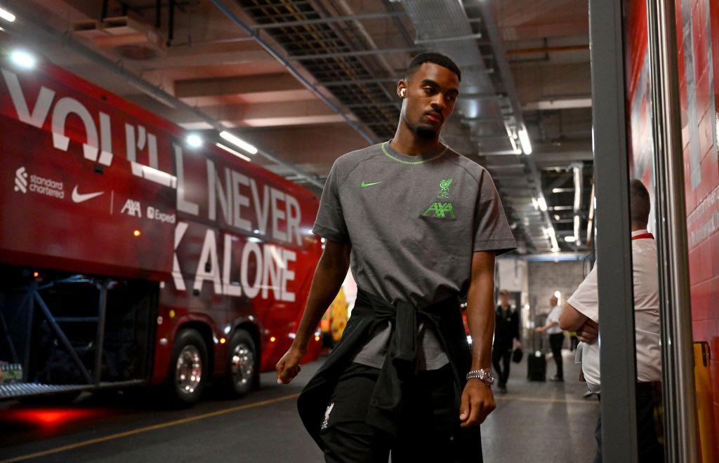 Liverpool: Jota praise for new signing Gravenberch - BBC Sport