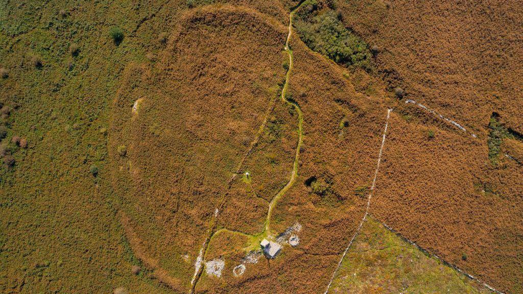 Cornwall: Heritage trust buys historic granite hill site - BBC News