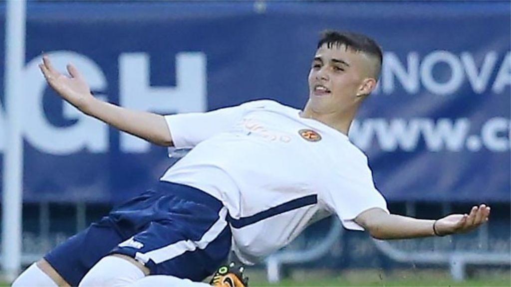 Wolves sign Super Cup NI star Harkin - BBC Sport