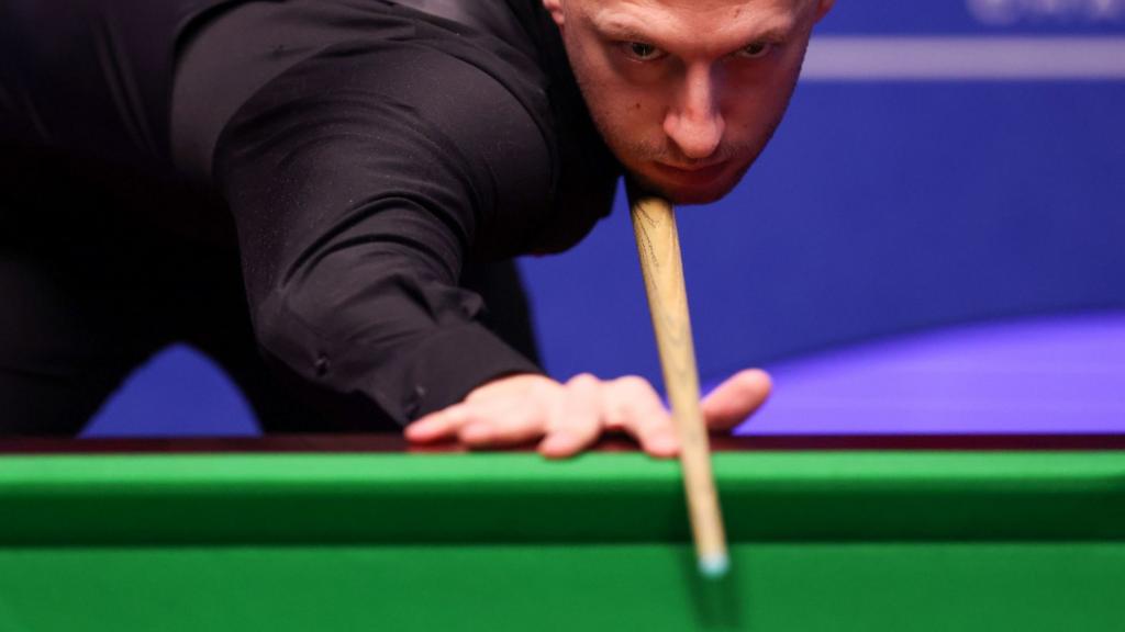 Watch World Snooker Championship LIVE - Shaun Murphy, Judd Trump, Neil ...