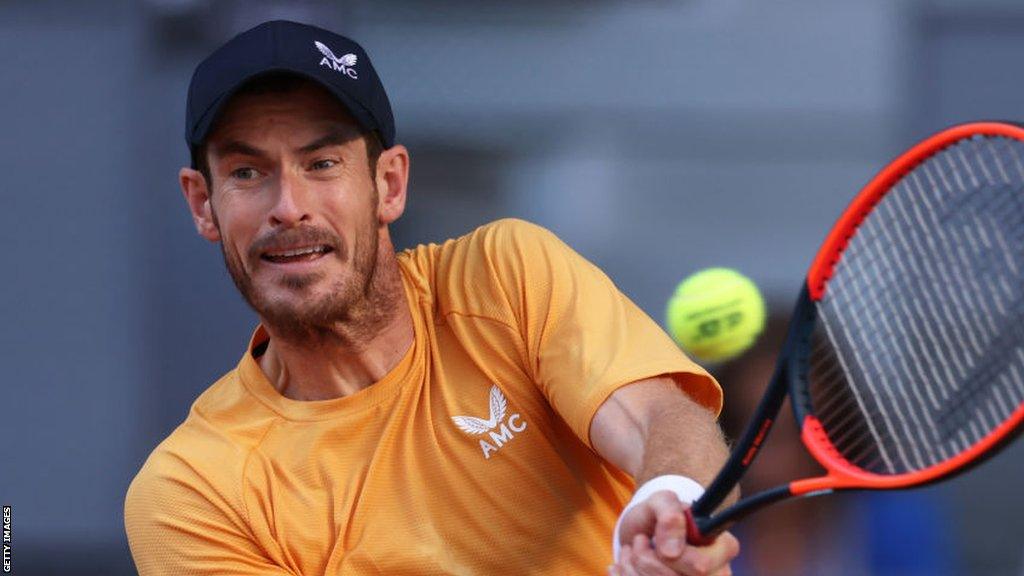 Carlos Alcaraz & Iga Swiatek reach Madrid Open semi-finals, Andy Murray ...