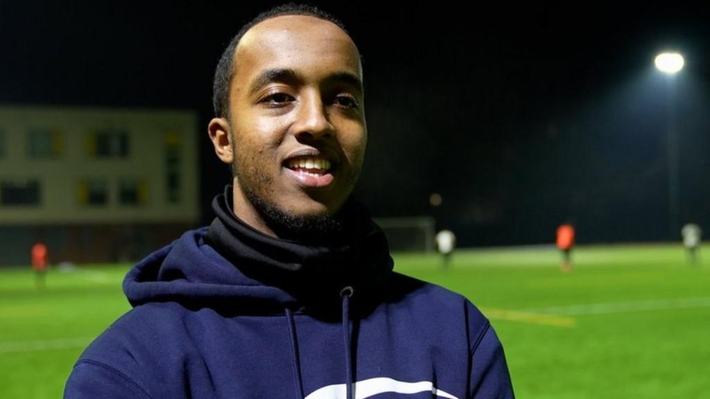 'Pwysig iawn clywed am Butetown yn gwneud gwaith da' - BBC Cymru Fyw