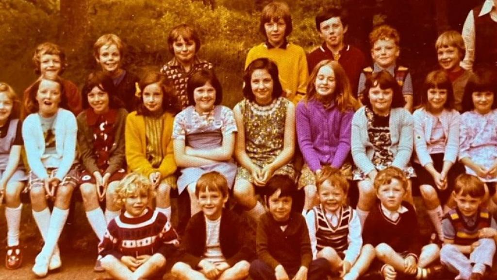 Ymgyrch Ysgol Cribyn: Cywydd gan Ianto Jones - BBC Cymru Fyw